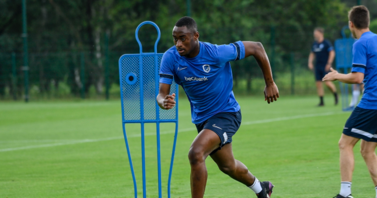 Sadick krijgt een nieuwe kans bij KRC Genk: "Ik ben op de goede weg ...